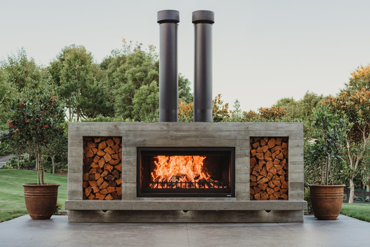 Covered Outdoor Fireplace With Chimney 39 Outdoor Fireplace Ideas For