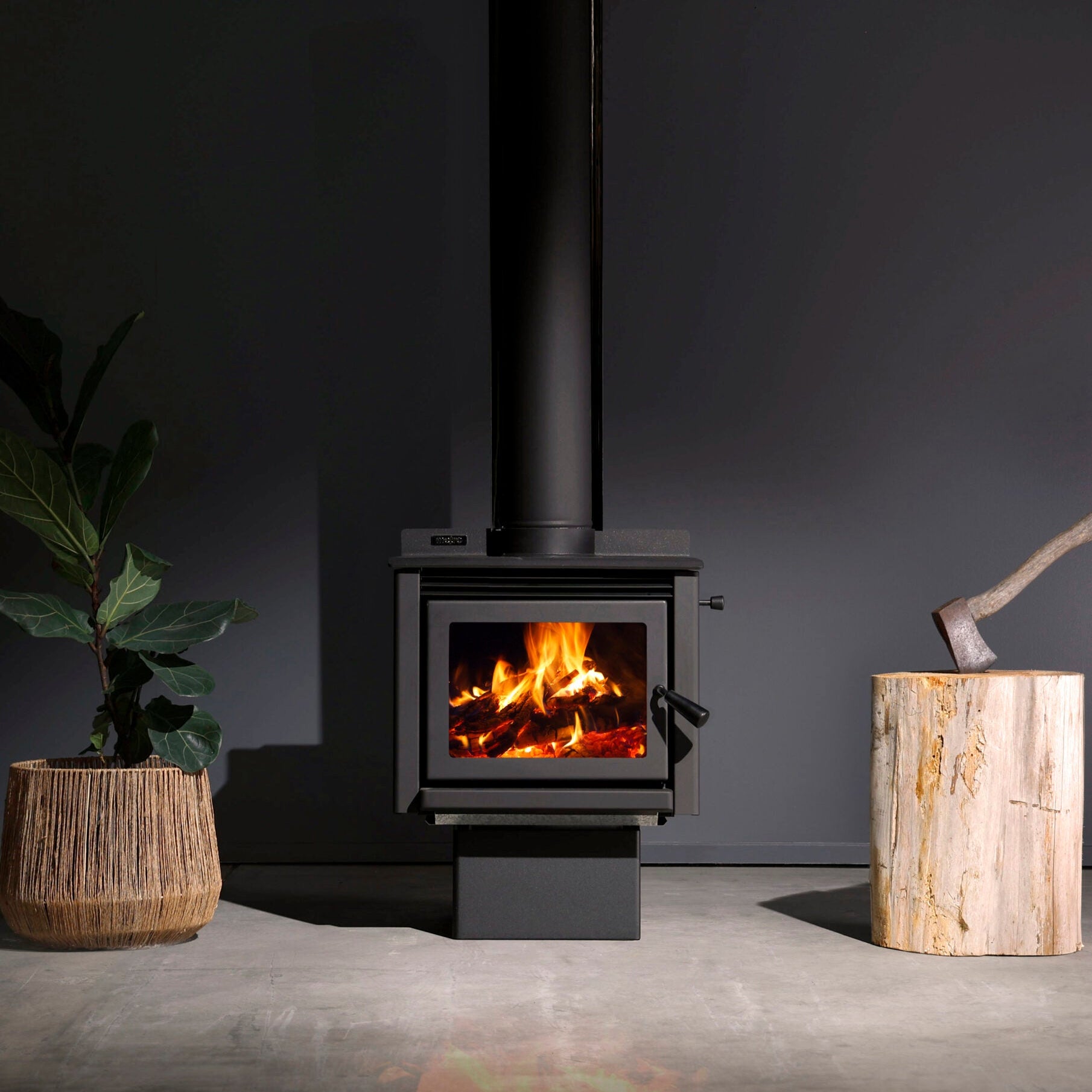 Metro Tiny Rad Base Wood Fire – Clean Air Approved 11kW | Turfrey – Turfrey.co.nz