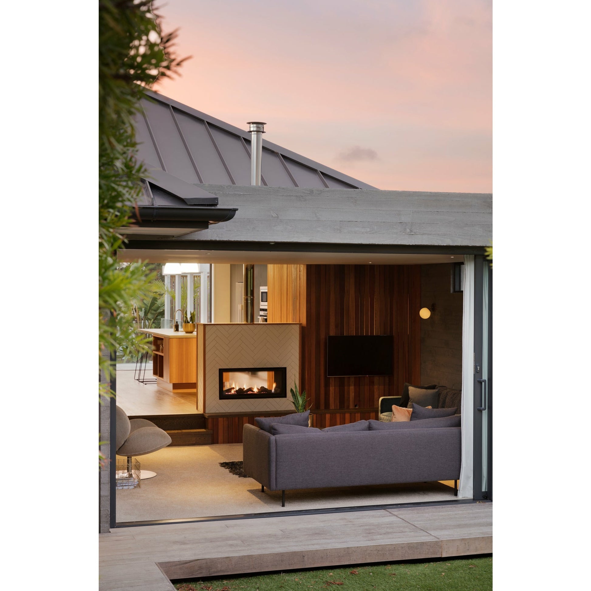 Gazco Studio 2 Duplex Timber Cavity Package (includes Black Reeded Lin ...